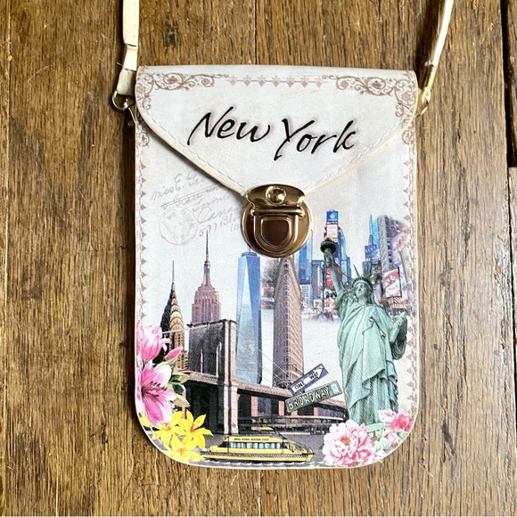 Vintage | Bags | Nyc Crossbody Purse Mini Souvenir New York City Sites ...